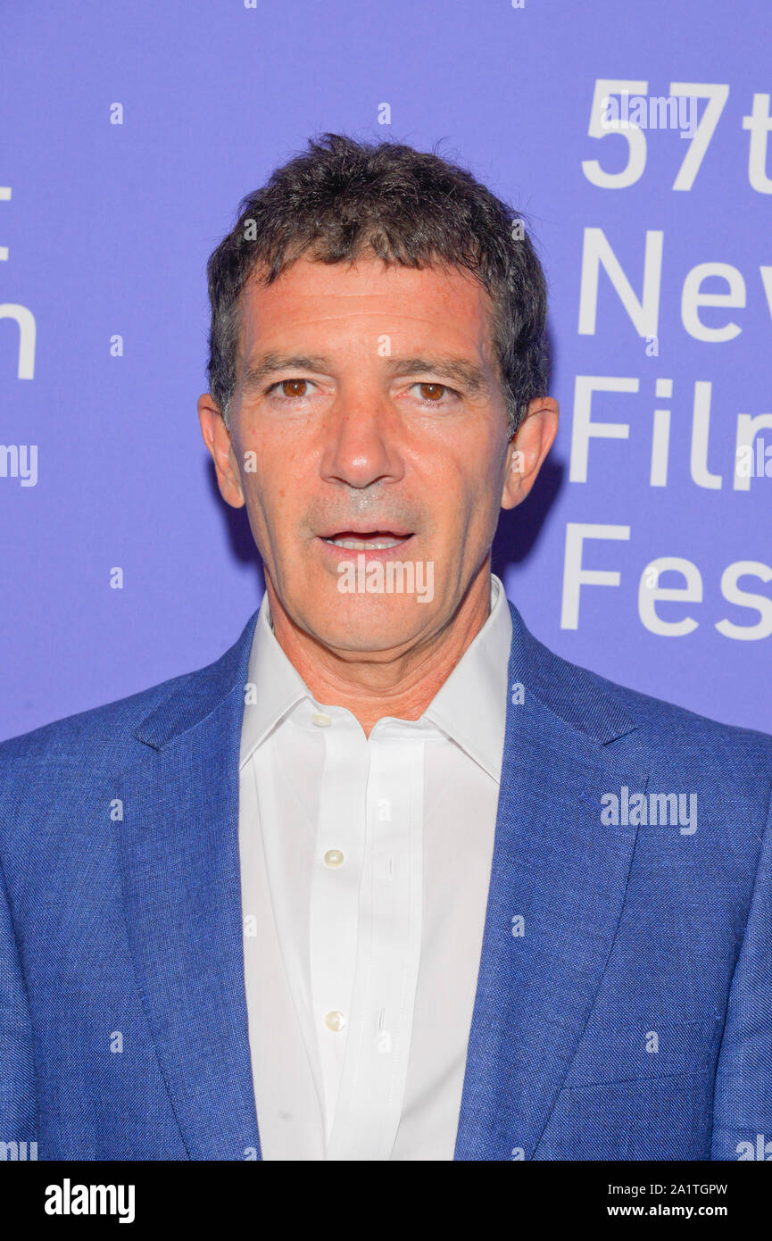 NEW YORK, NY - SEPTEMBER 28: Actor Antonio Banderas attends the "Pain ...