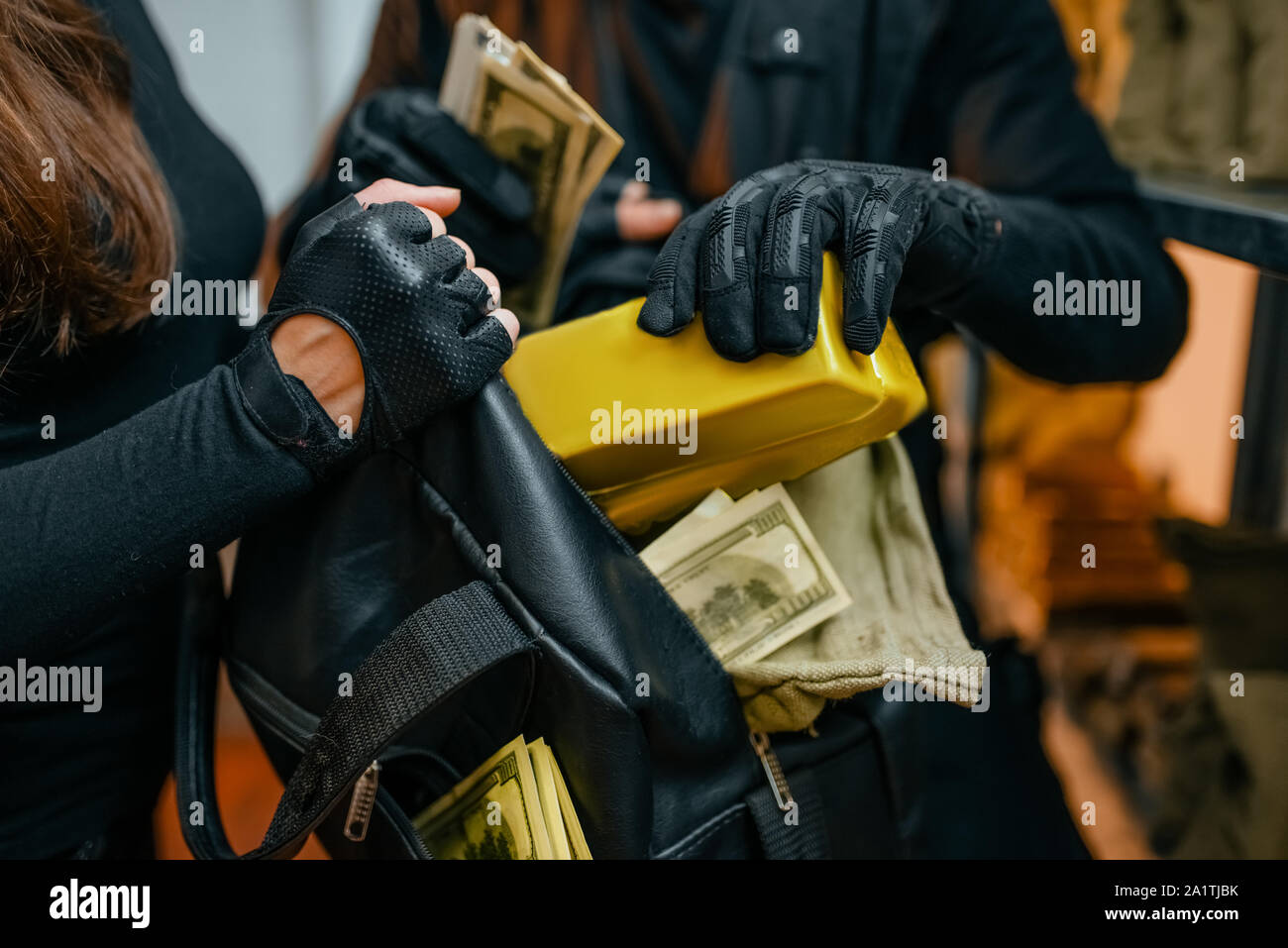 Bank robbers hi-res stock photography and images - Alamy
