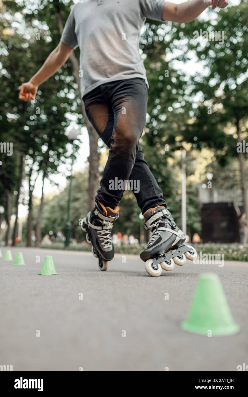 Inline skater cones park hi-res stock photography and images - Alamy