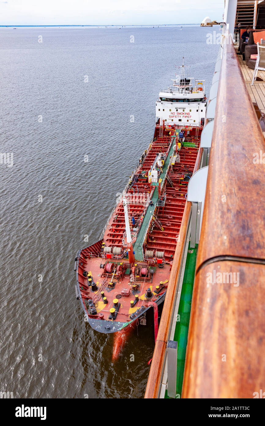 P&O Arcadia being refueled while in dock at the Cruise Ship Terminal ...