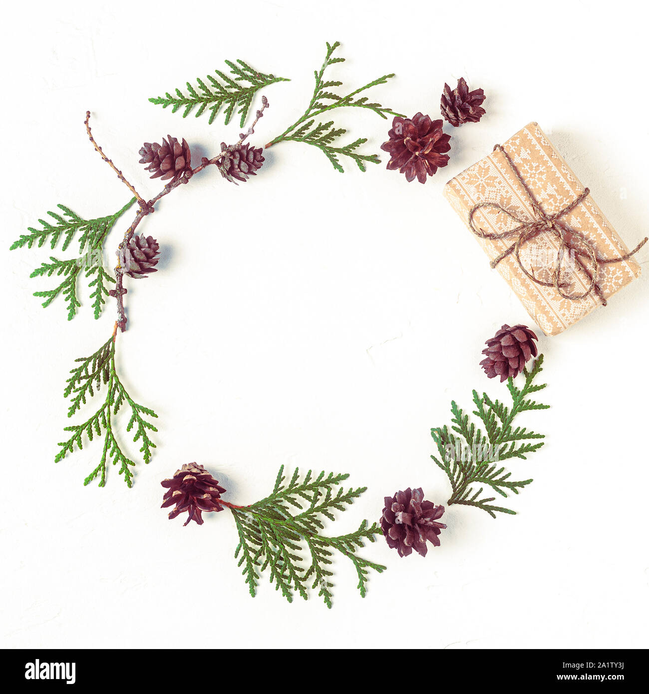 Christmas star confetti border Cut Out Stock Images & Pictures - Alamy