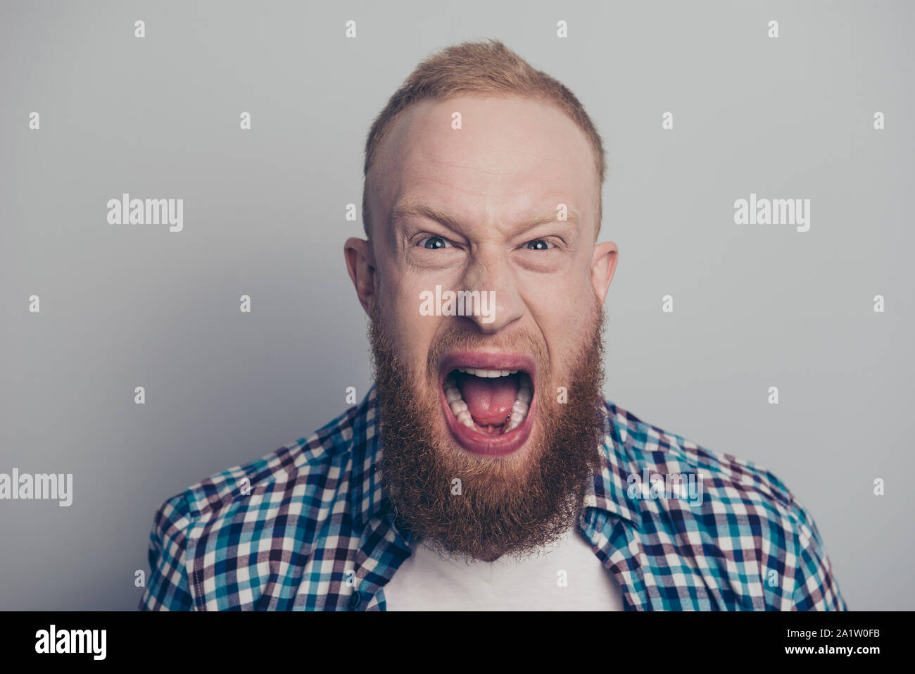 Mouth wide open and stand hi-res stock photography and images - Alamy