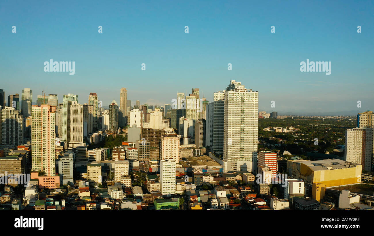 Metropolis centers hi-res stock photography and images - Alamy