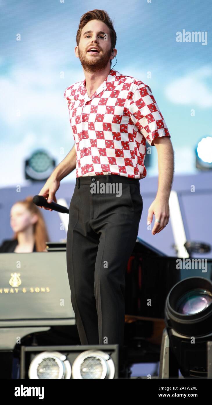 Ben platt stage hi-res stock photography and images - Alamy