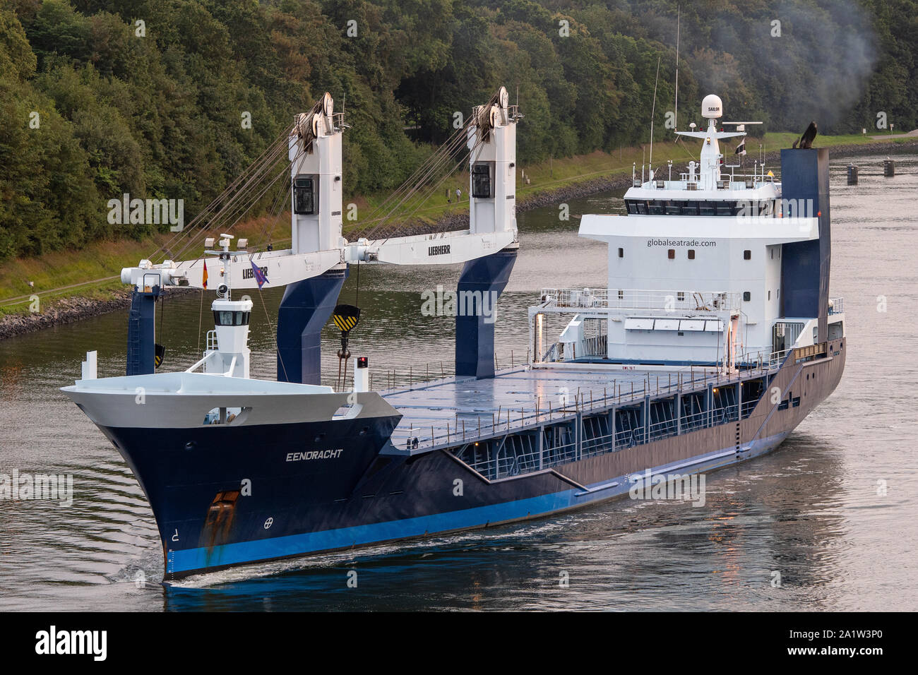 General cargo vessel hi-res stock photography and images - Alamy