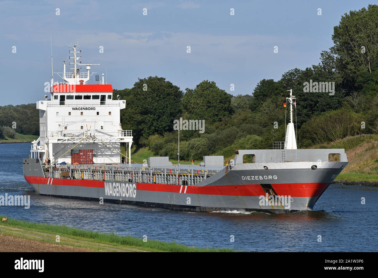 General cargo vessel hi-res stock photography and images - Alamy