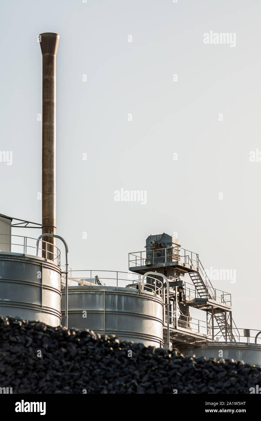 Quick lime production Stock Photo - Alamy