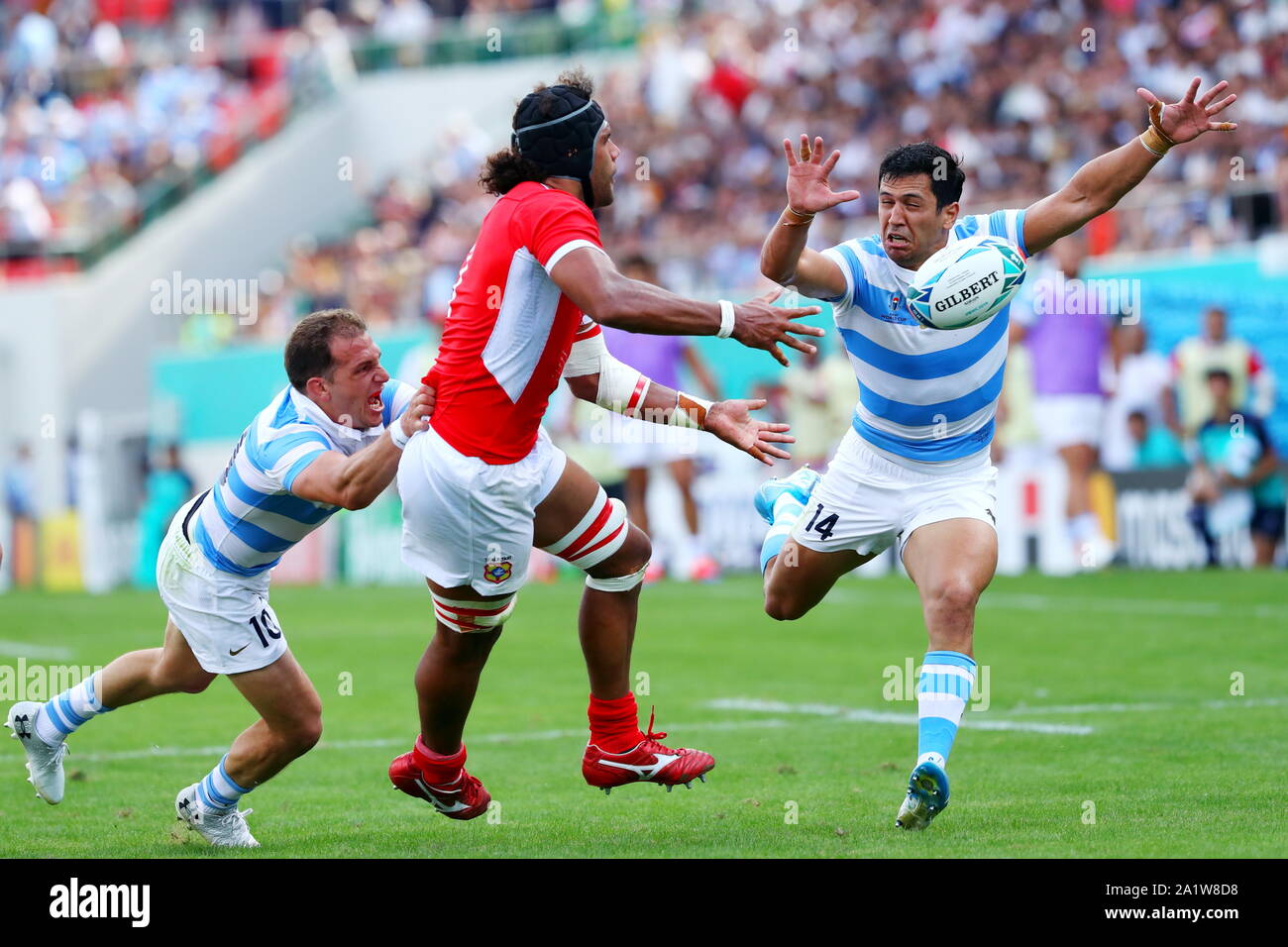 Higashiosaka, Osaka, Japan. 28th Sep, 2019. (L-R) Benjamin Urdapilleta ...