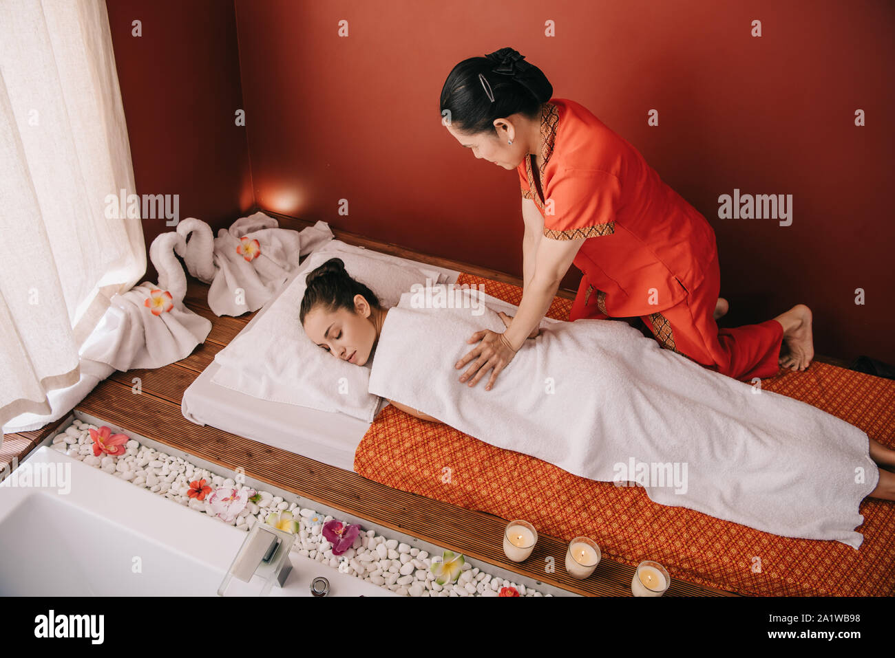 Traditional Massage High Resolution Stock Photography and Images - Alamy