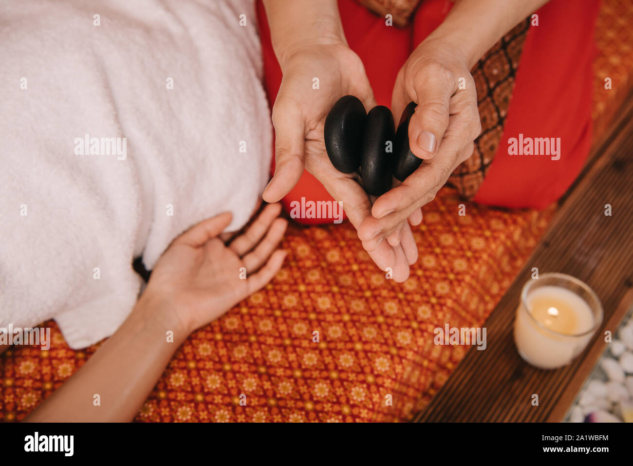 Hot stones for massage hi-res stock photography and images - Alamy