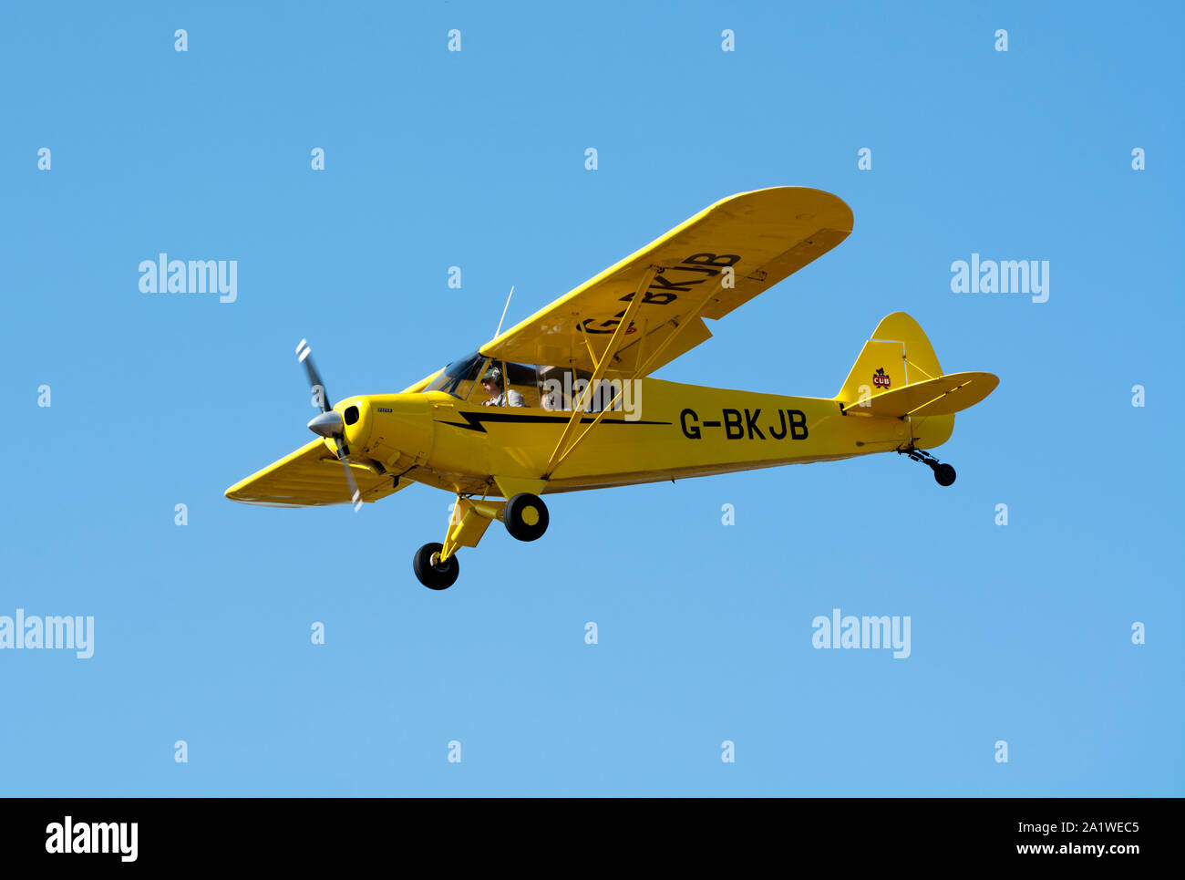 Piper super cub hi-res stock photography and images - Alamy