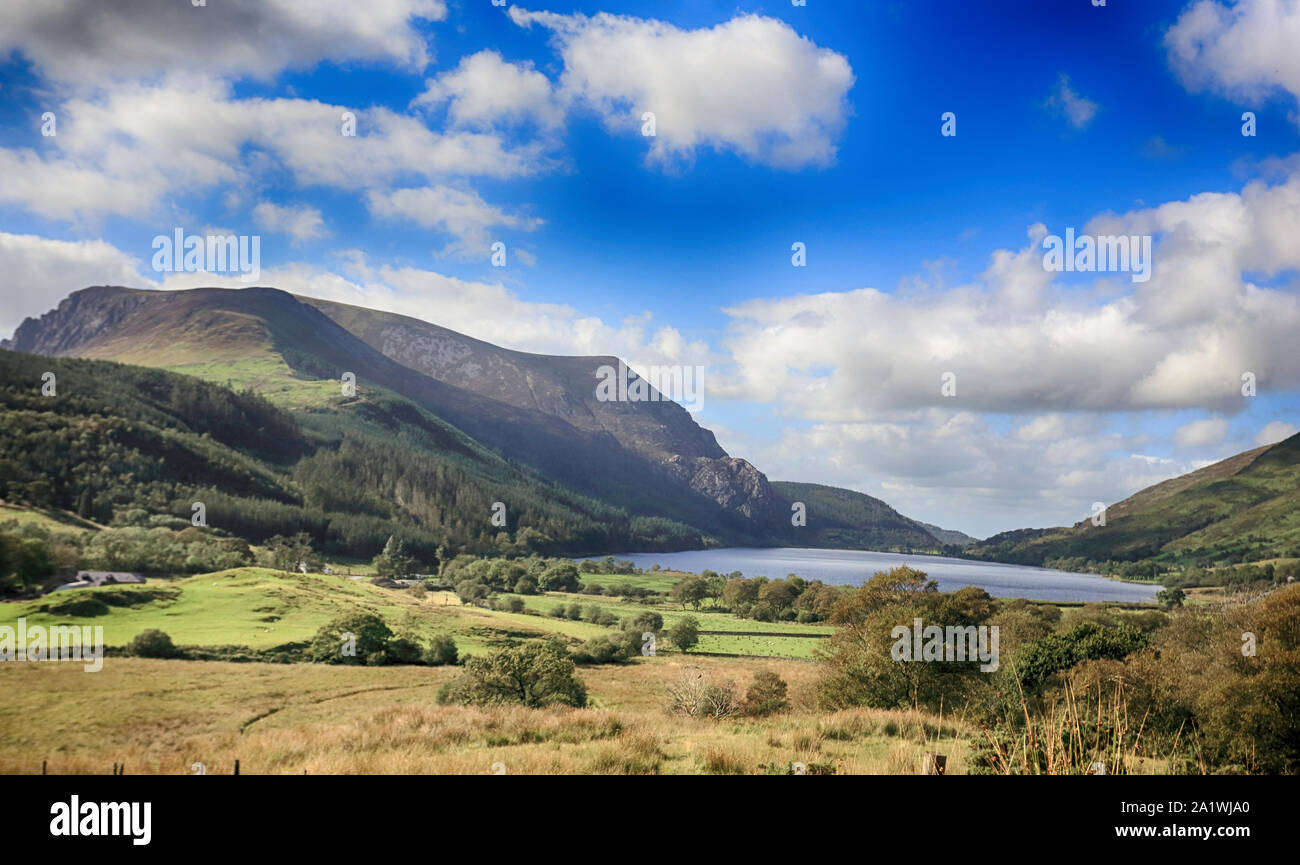 Llyn Cwellyn High Resolution Stock Photography and Images - Alamy