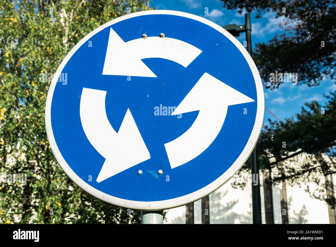 European roundabout sign hi-res stock photography and images - Alamy