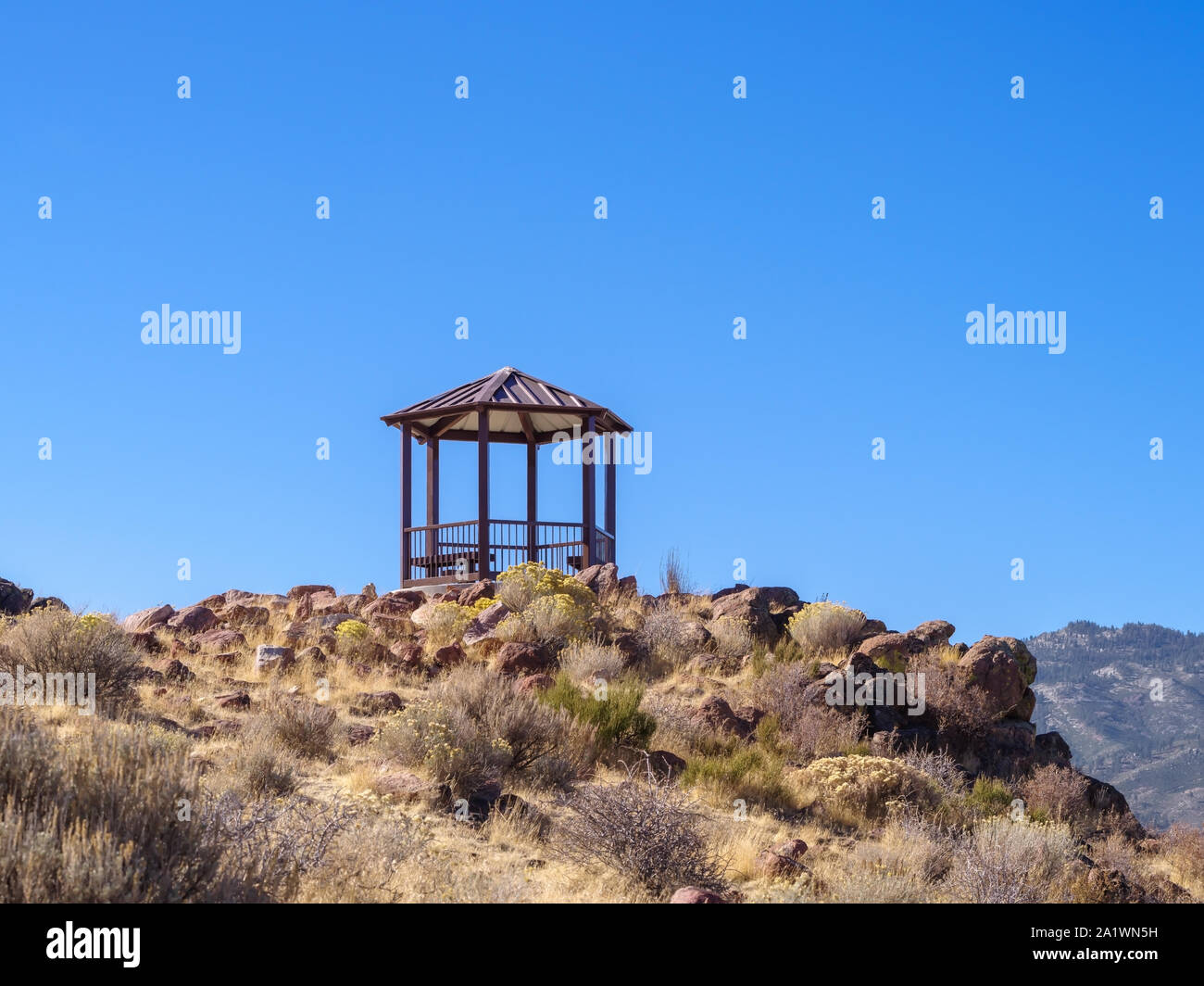 Lookout ledge hi-res stock photography and images - Alamy