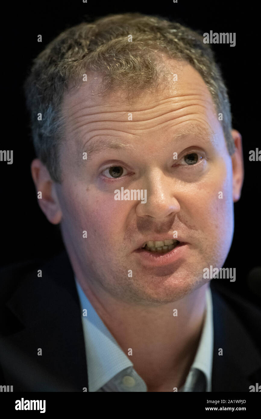 Neil o'brien mp hi-res stock photography and images - Alamy