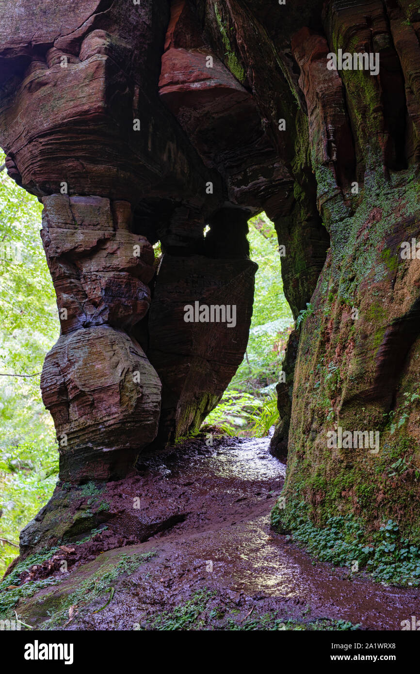 Stone arch in red sandstone at Crichope Linn. Near Gatelawbridge ...