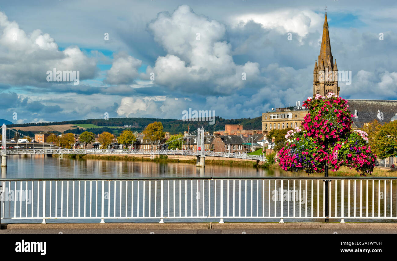 INVERNESS CITY SCOTLAND THE RIVER NESS BRIDGE WITH SPECTACULAR SUMMER ...