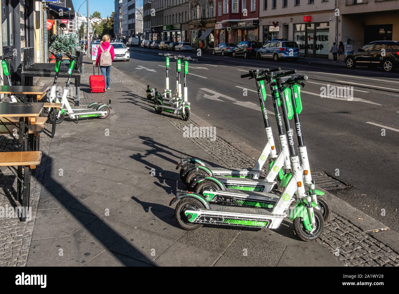 Clogs the pavement hi-res stock photography and images - Alamy