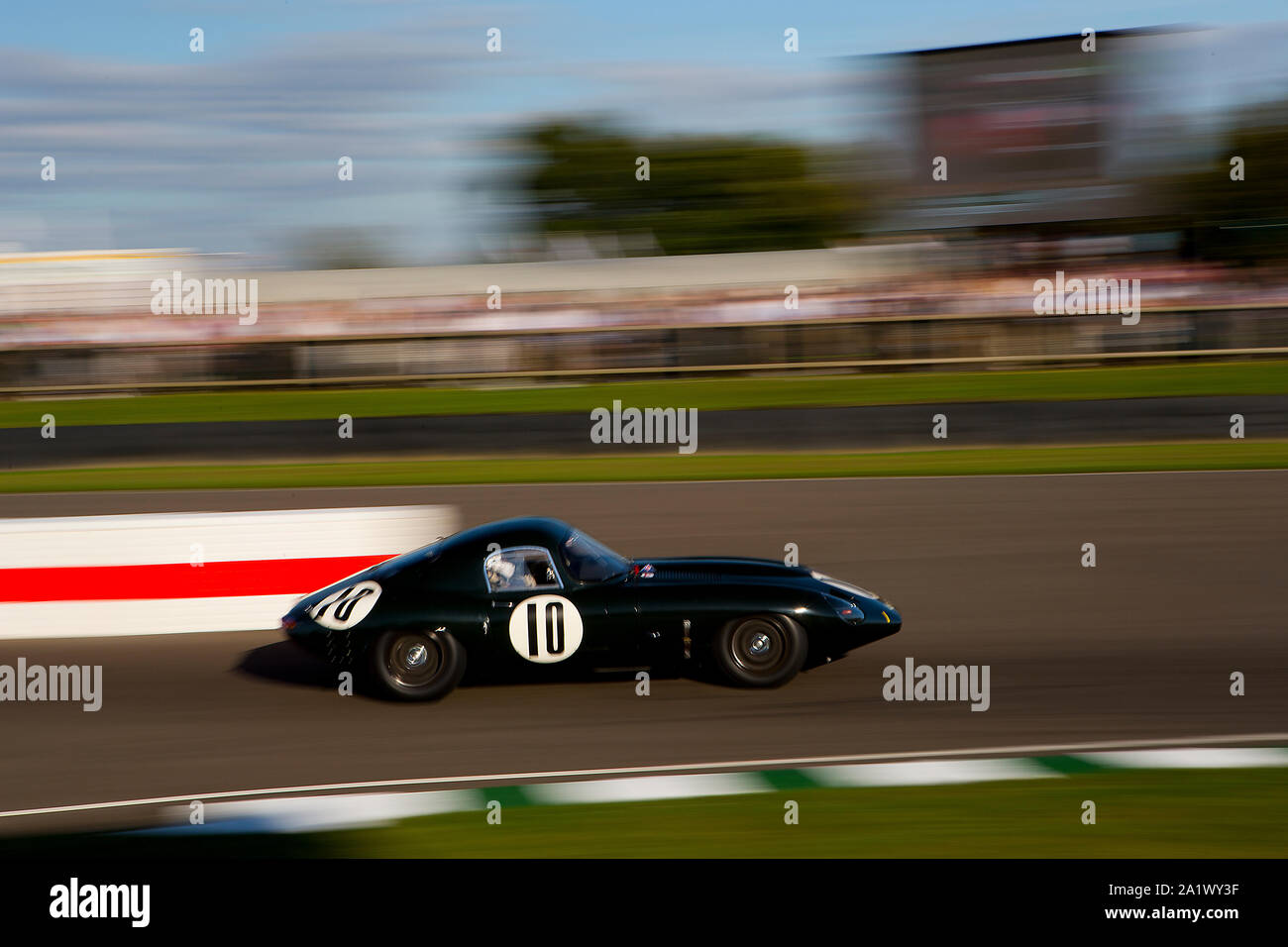 1963 Jaguar E-type lightweight 'lowdrag' driven by Lukas Halusa ...