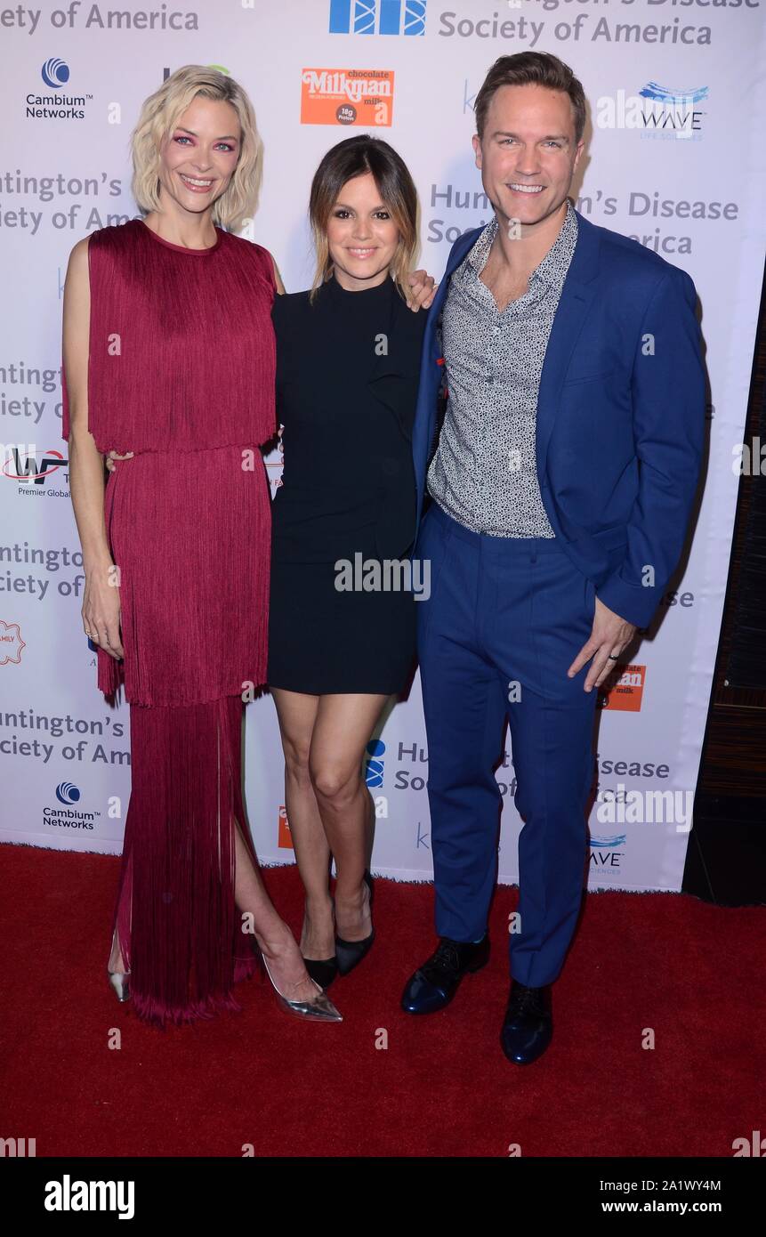 Rachel bilson and scott porter hi-res stock photography and images - Alamy
