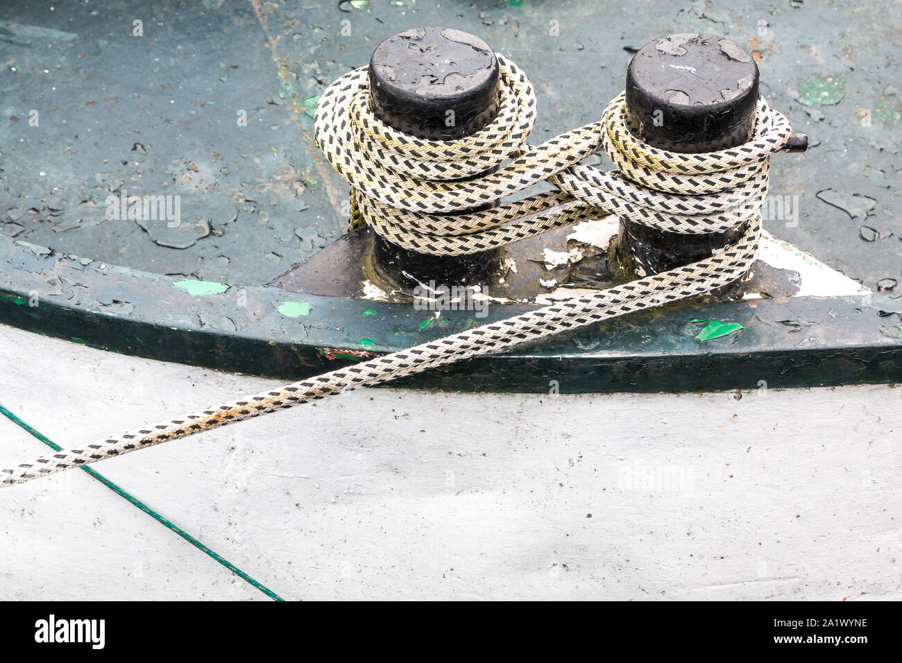 Snubbing hi-res stock photography and images - Alamy