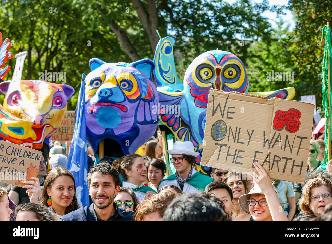 TORONTO, ONTARIO, CANADA - SEPTEMBER 27, 2019: 'Fridays for Future ...