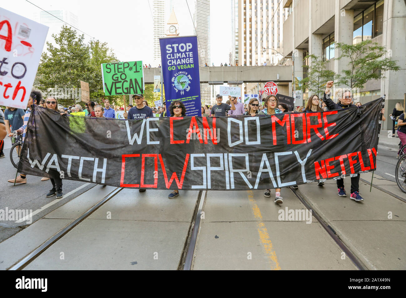 Global Sign High Resolution Stock Photography and Images - Alamy