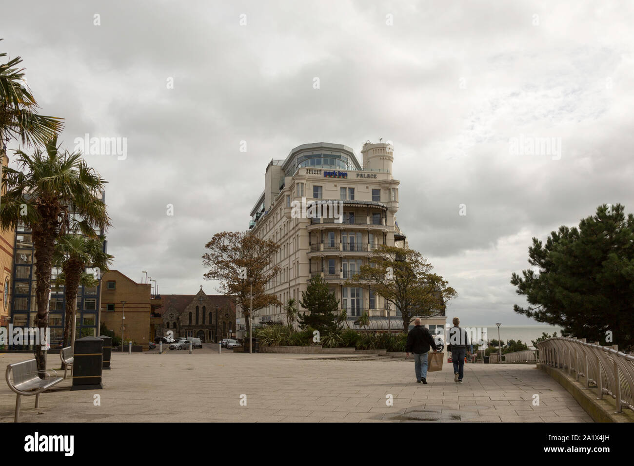 Park Inn by Radisson Palace, Southend-On-Sea, UK Stock Photo - Alamy