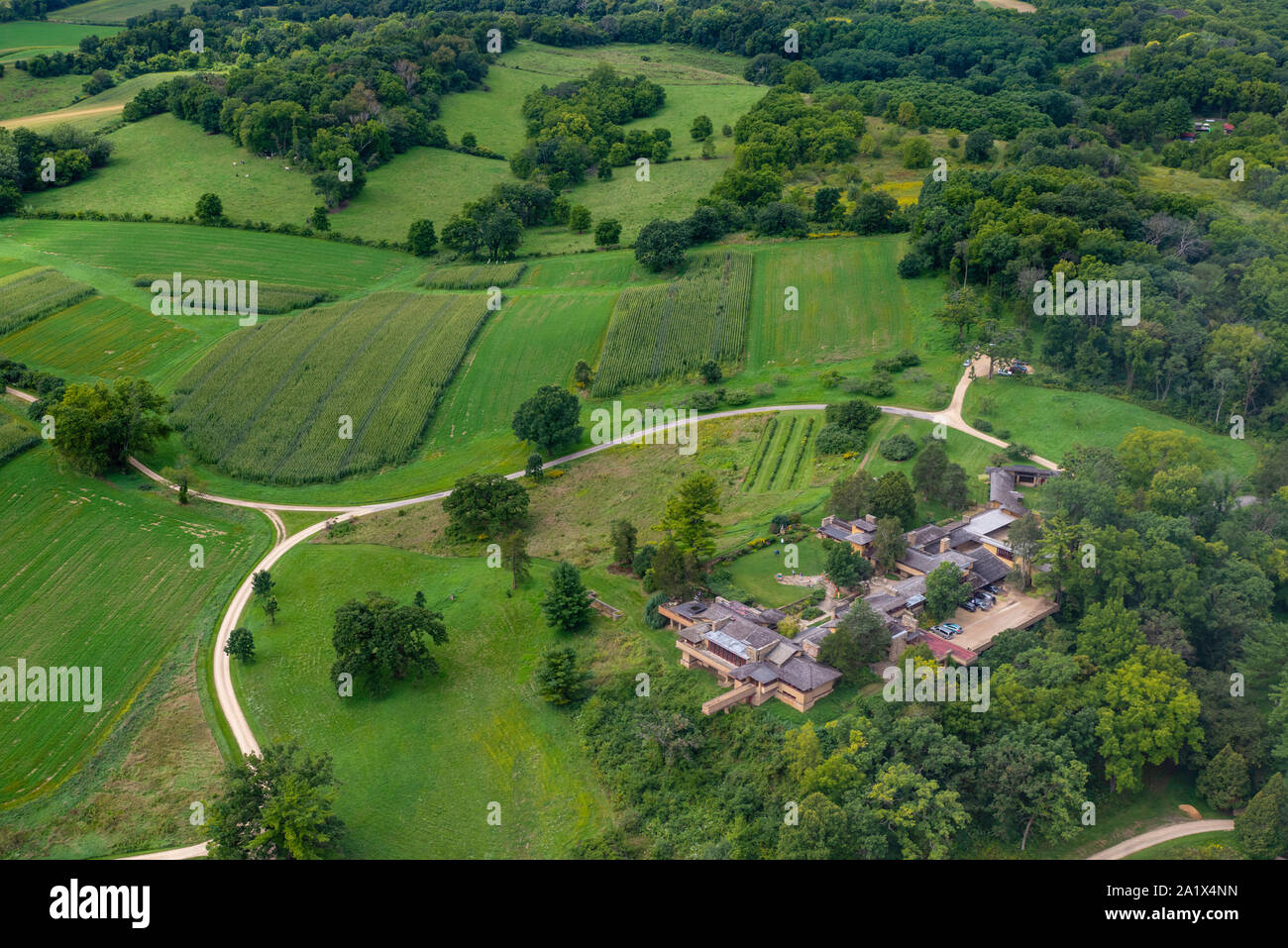Frank lloyd wright taliesin aerial hi-res stock photography and images ...