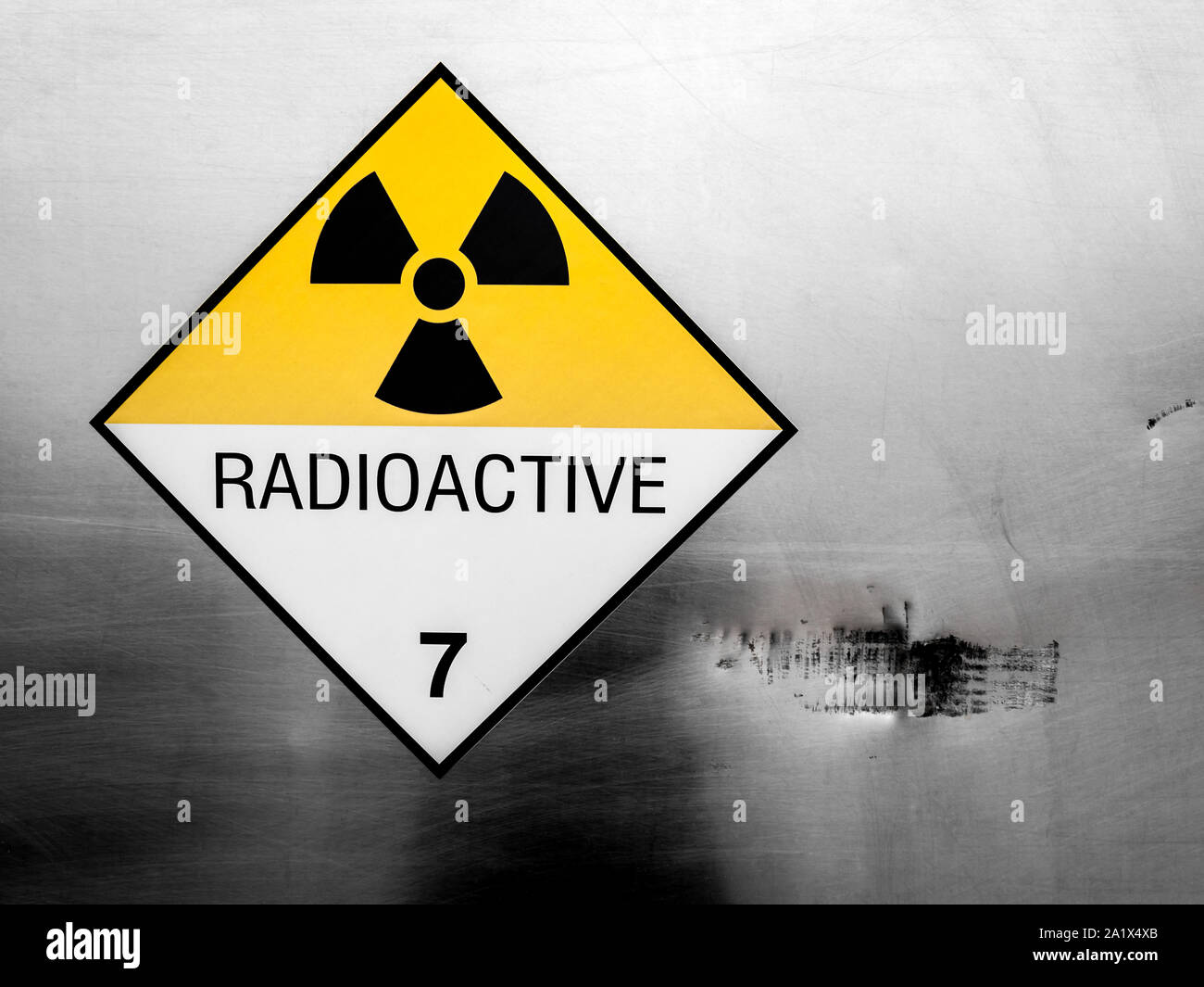 Radiation warning sign on the Hazardous materials transport label Class ...
