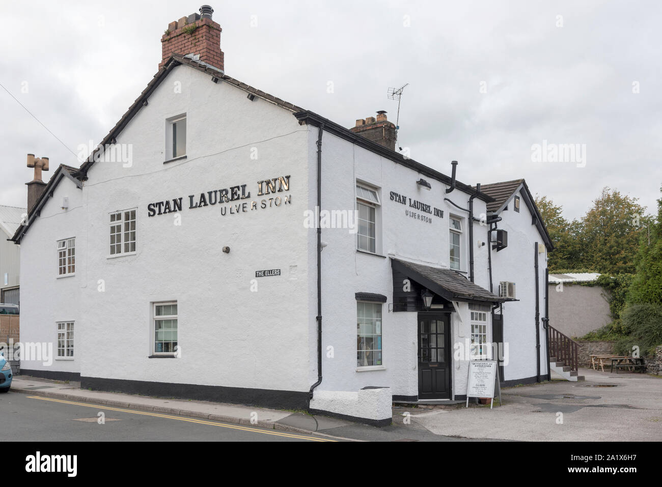 Stan and olly hi-res stock photography and images - Alamy