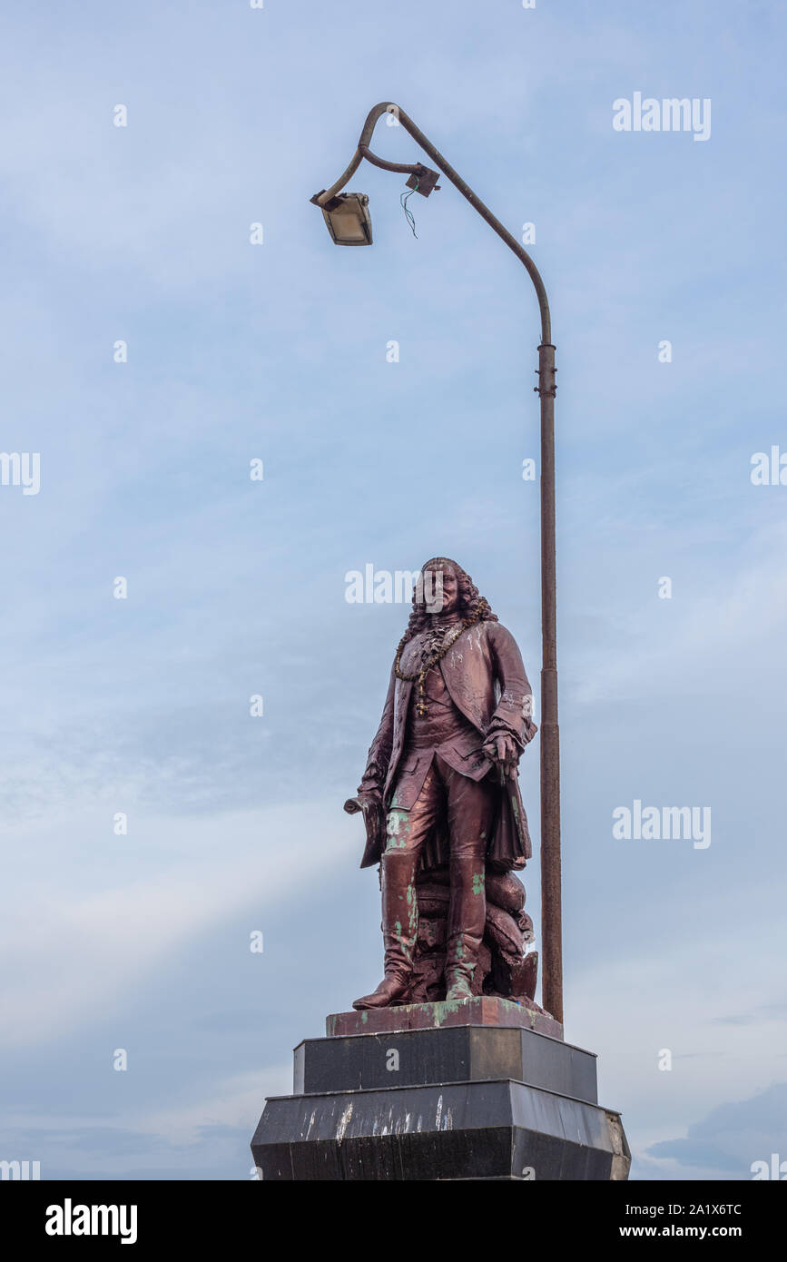 Statue of dupleix pondicherry hi-res stock photography and images - Alamy