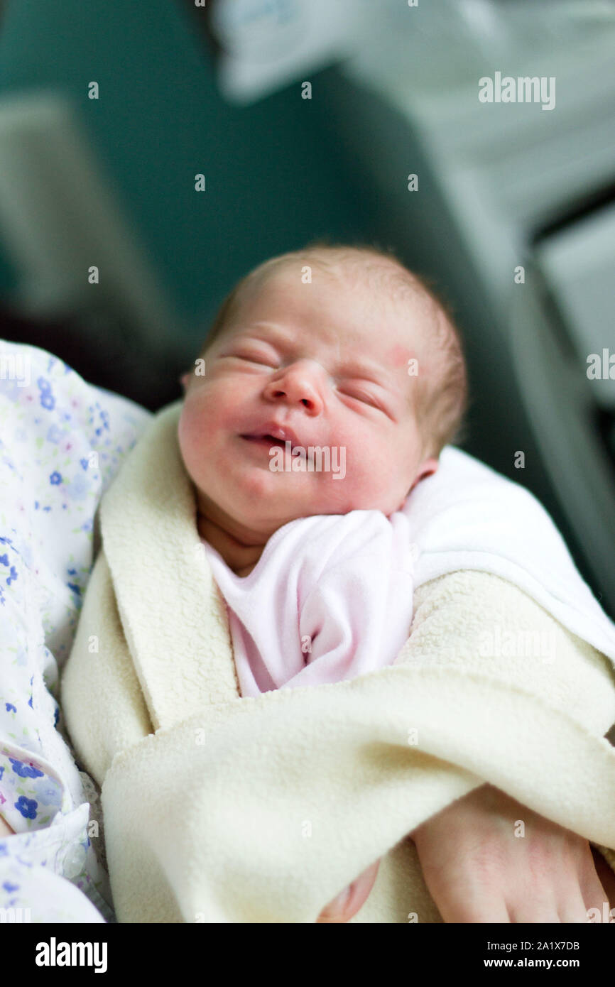 Baby just born hi-res stock photography and images - Alamy