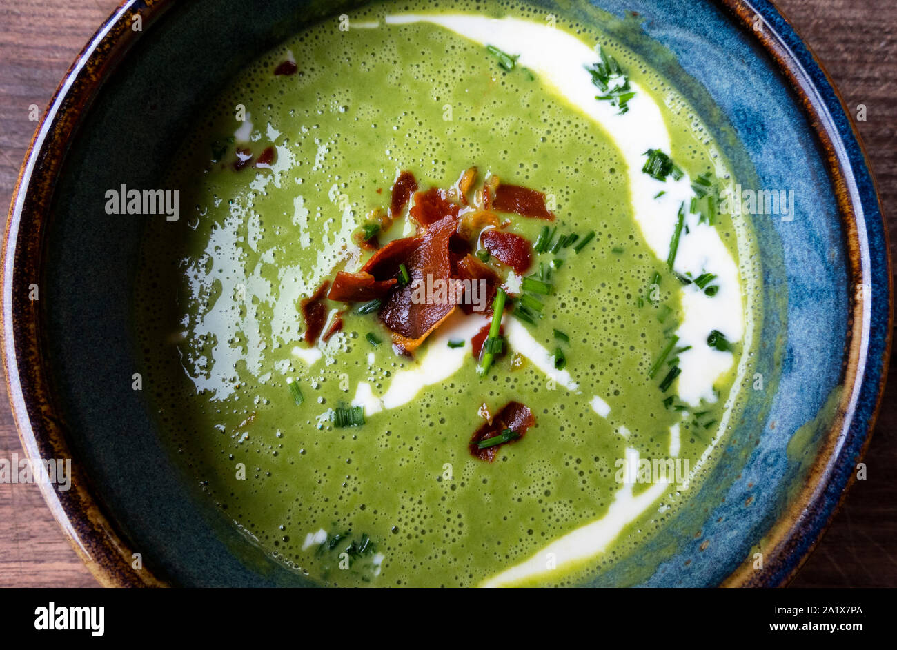 Green pen hi-res stock photography and images - Alamy