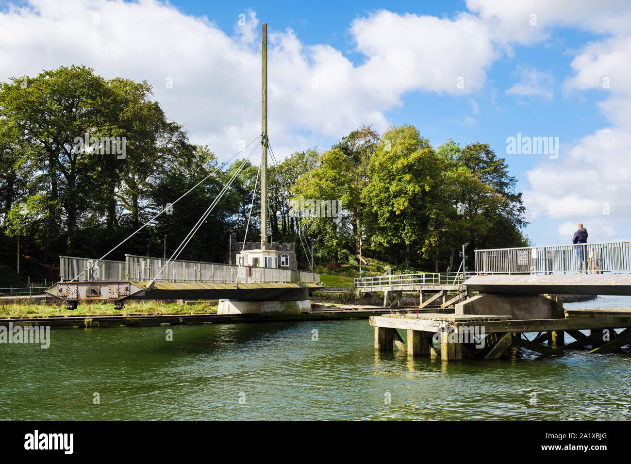 Caernarfon footbridge hi-res stock photography and images - Alamy