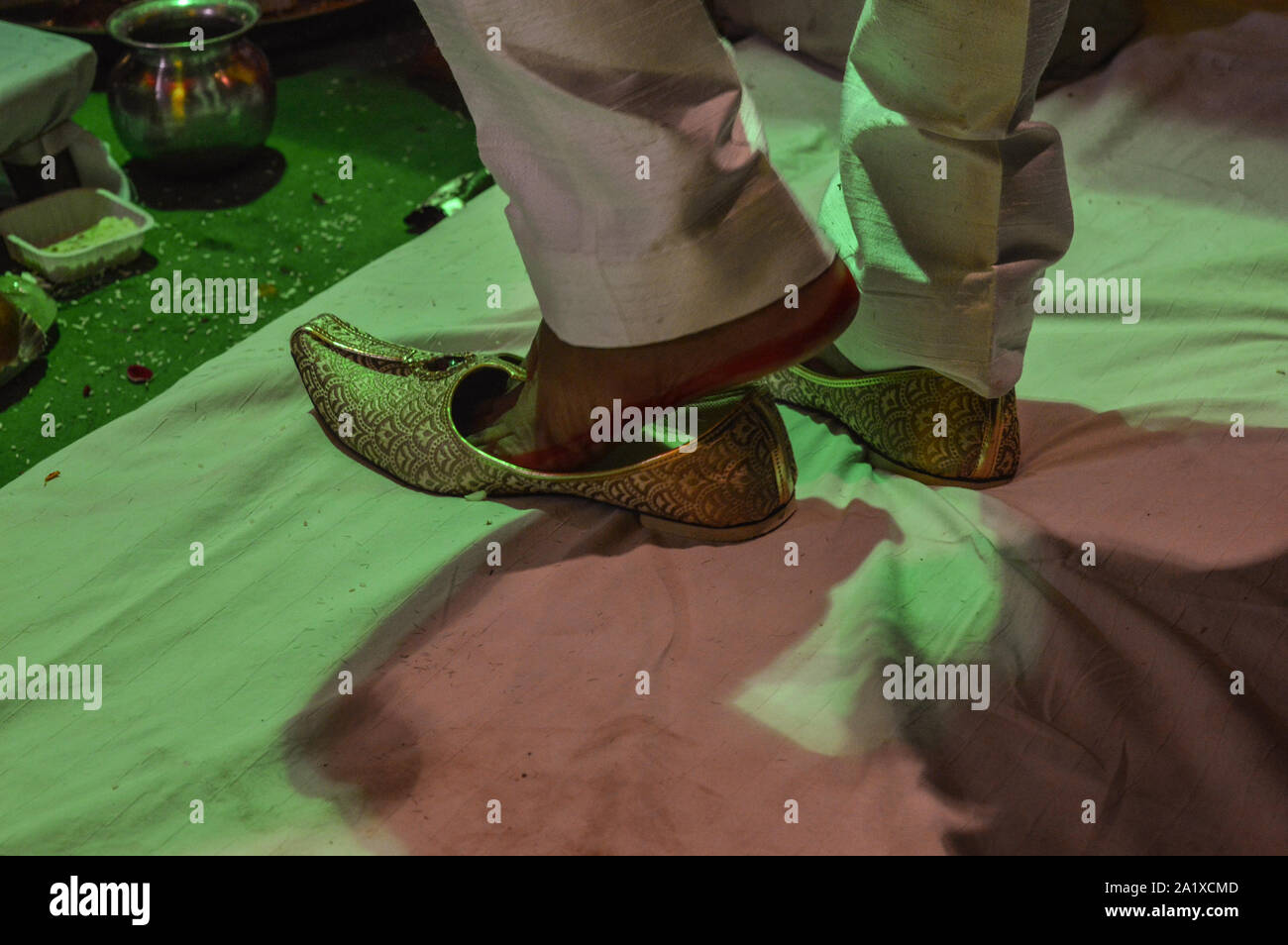 Removing shoes hi-res stock photography and images - Alamy