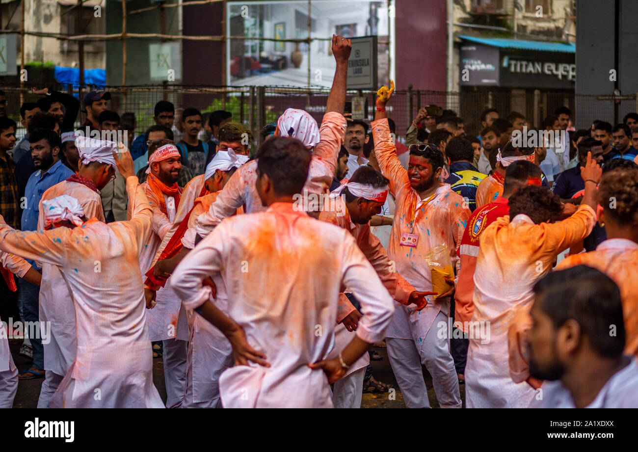 Of dancing lord ganesh hi-res stock photography and images - Alamy