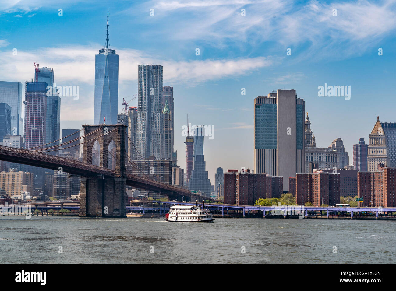 manhattan bridge view from dumbo panorama Stock Photo - Alamy