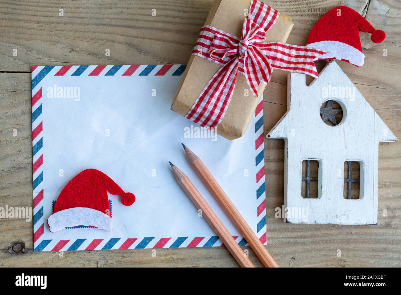 Vase paper card note hi-res stock photography and images - Alamy