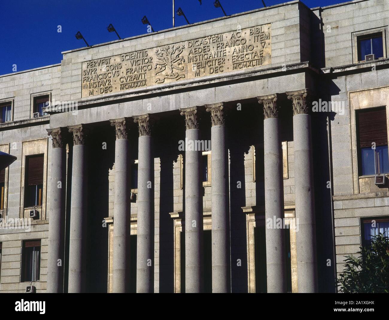 CONSEJO SUPERIOR INVESTIGACIONES CIENTIFICAS-FACHADA(C.S.I.C ...