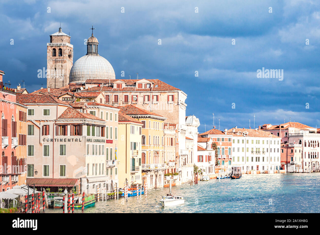 Beautiful view of venice hi-res stock photography and images - Alamy