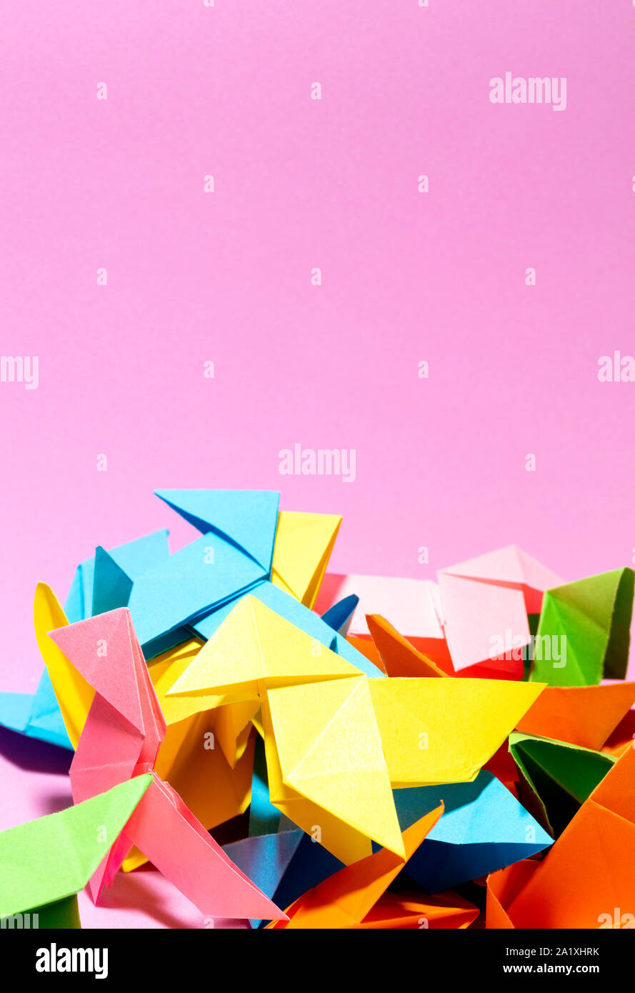 Yellow origami bird hi-res stock photography and images - Alamy