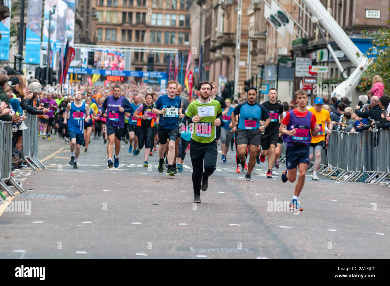Glasgow, Scotland, UK. 29th September, 2019. Runners competing in the ...