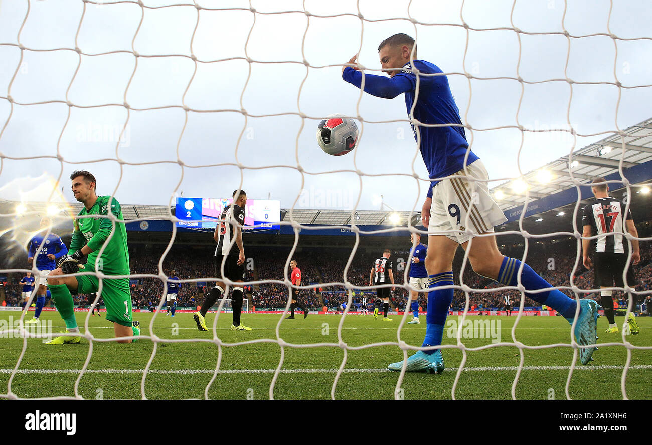 Leicester City's Jamie Vardy with the ball after Newcastle United's ...