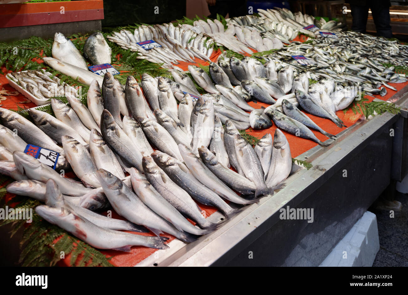 Street fish market in Istanbul, Turkey Stock Photo - Alamy