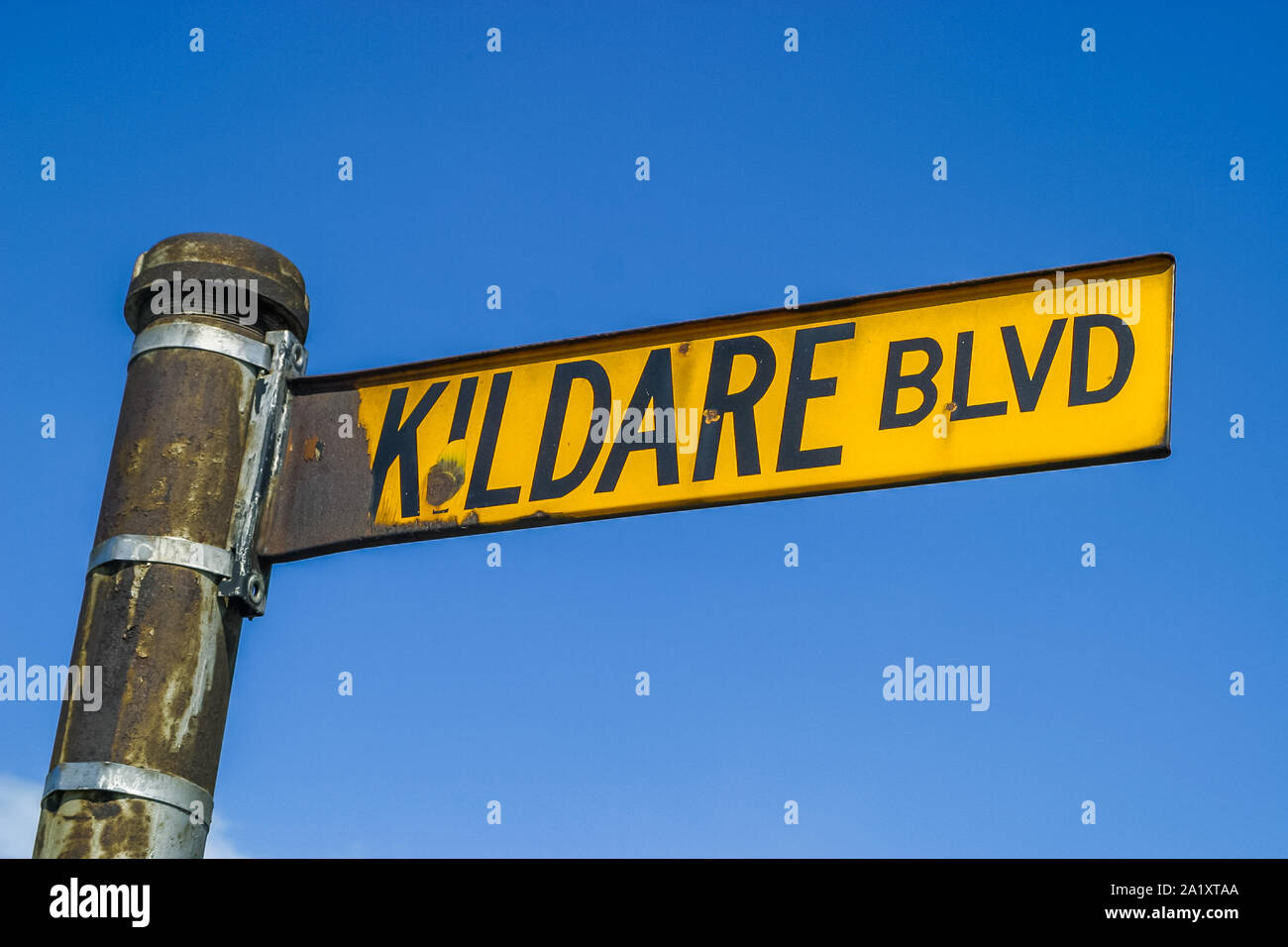Graphics sign hi-res stock photography and images - Alamy