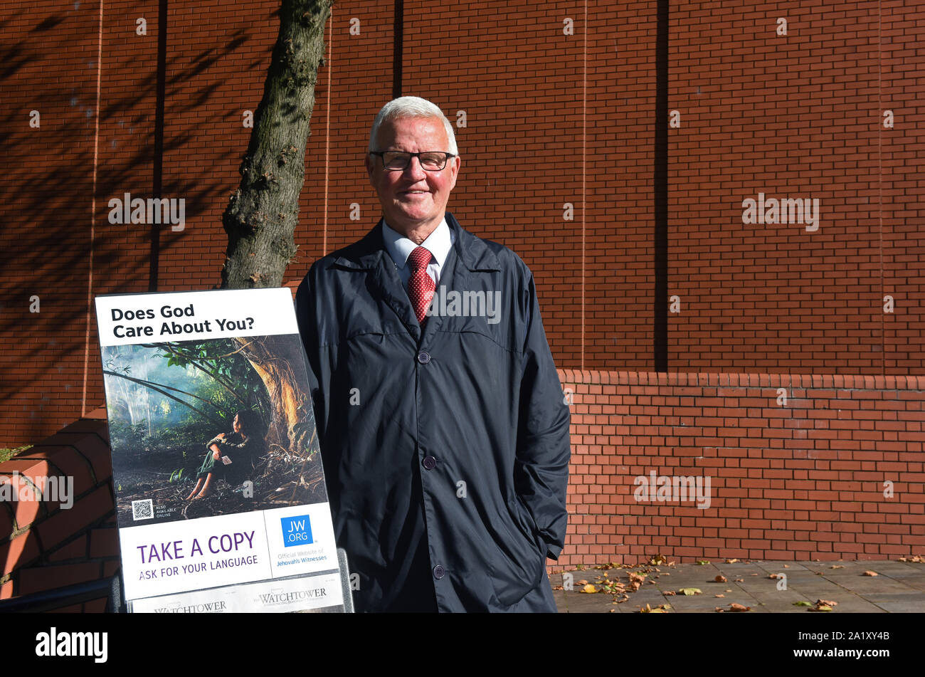 Jehovah’s witnesses hi-res stock photography and images - Alamy