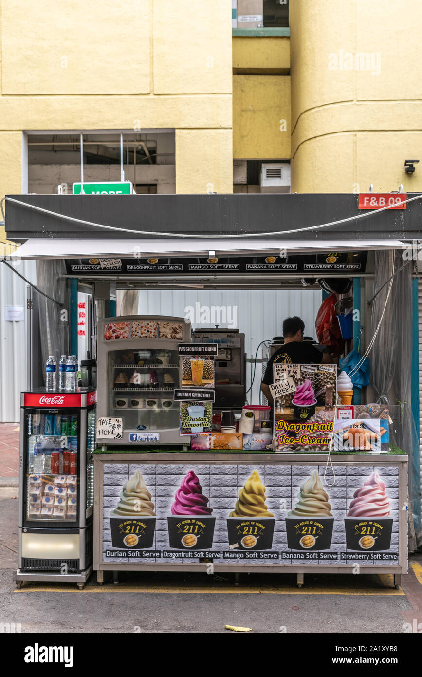 Ice cream booth hi-res stock photography and images - Alamy