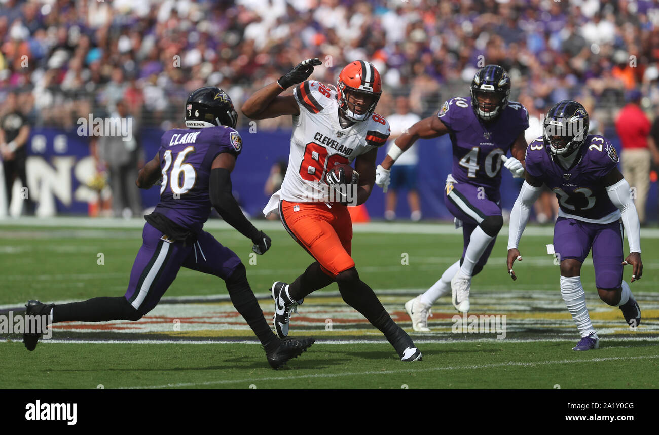 Cleveland Browns TE Pharaoh Brown (86) in action during a game against ...