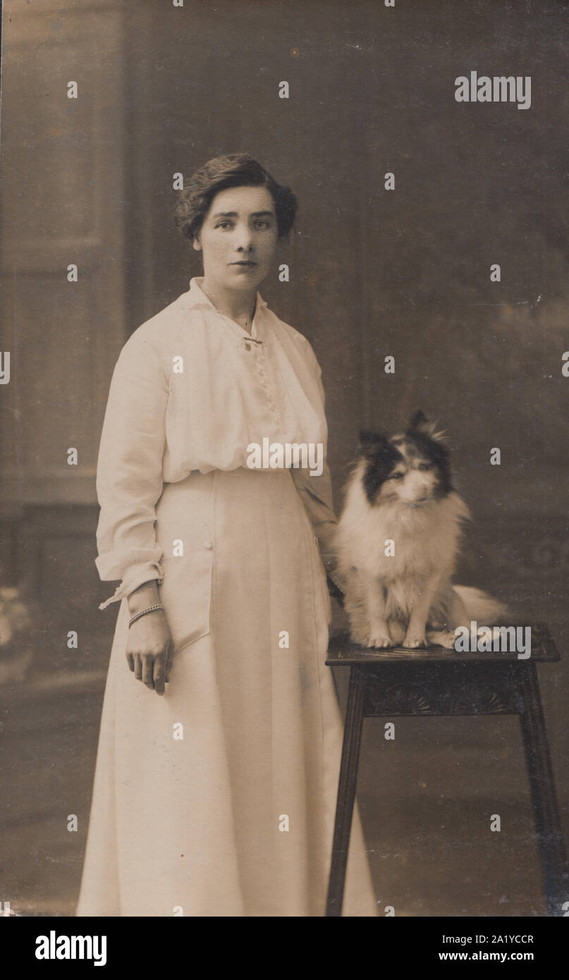 Devon lady hi-res stock photography and images - Alamy